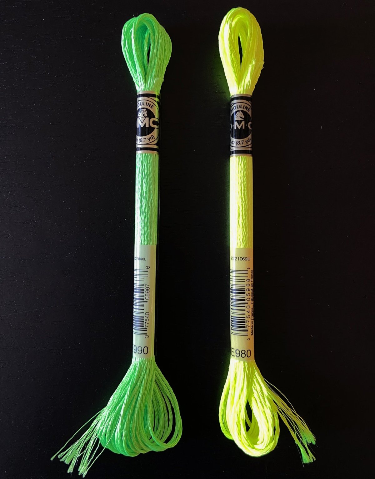 Selvlysende garn & DMC Neon • 8 meter pr. dukke » Køb nu