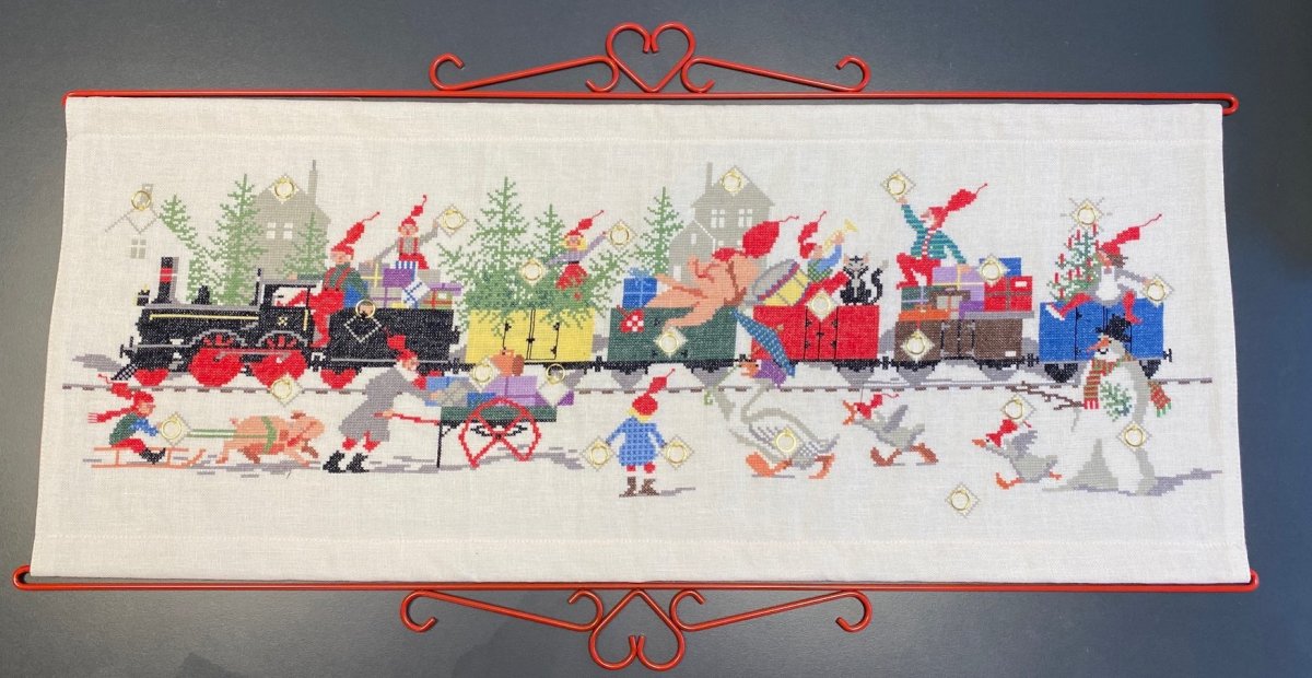 Julekalender Juletog med nisser - Julebroderier - Ulla Falk